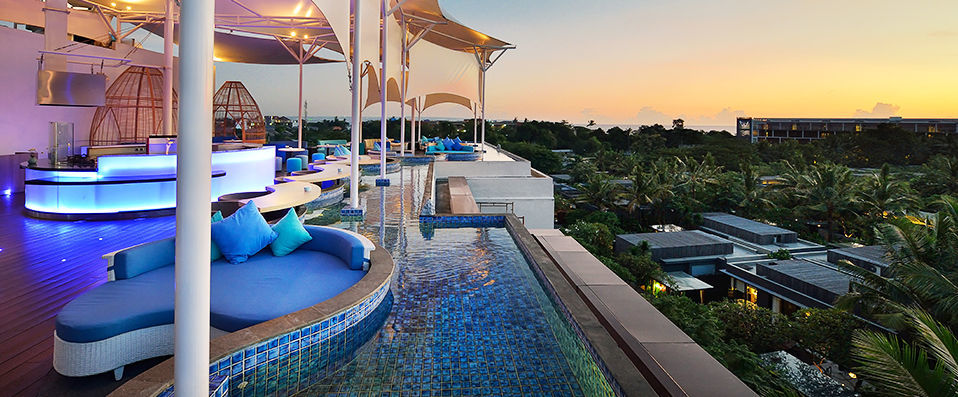 de Vins Sky Hotel Seminyak ★★★★, Bali - VeryChic