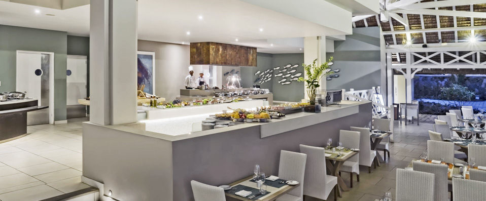 Radisson Blu Azuri Résidences Resort & Spa ★★★★★, Haute Rive - VeryChic